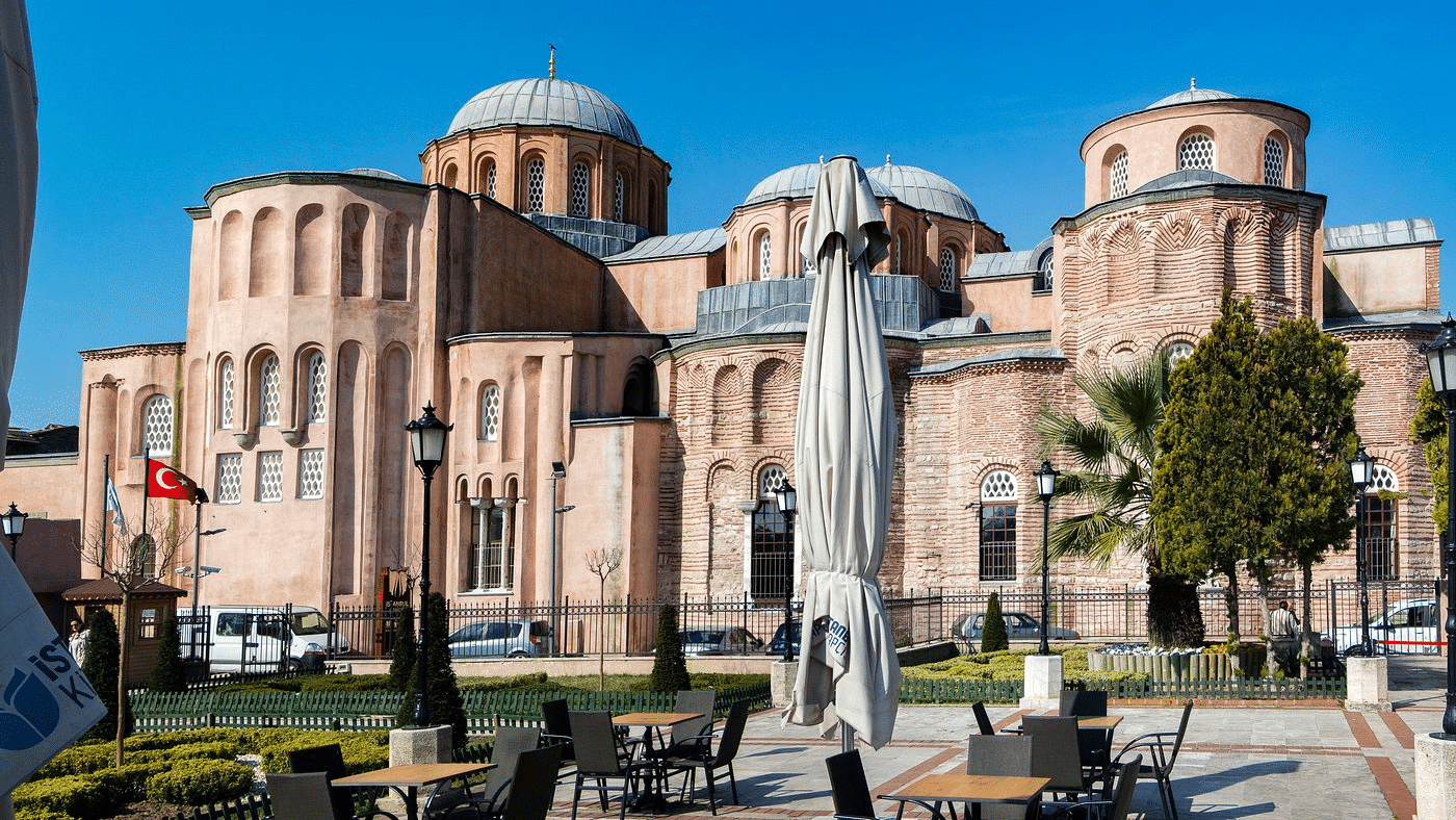 I-Zeyrek Mosque: Ukubuka Emlandweni Ocebile wase-Istanbul (Owake waba ...
