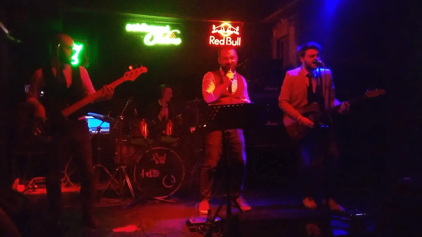 Best Gay Bars & Clubs In Istanbul: A Traveler’s Guide